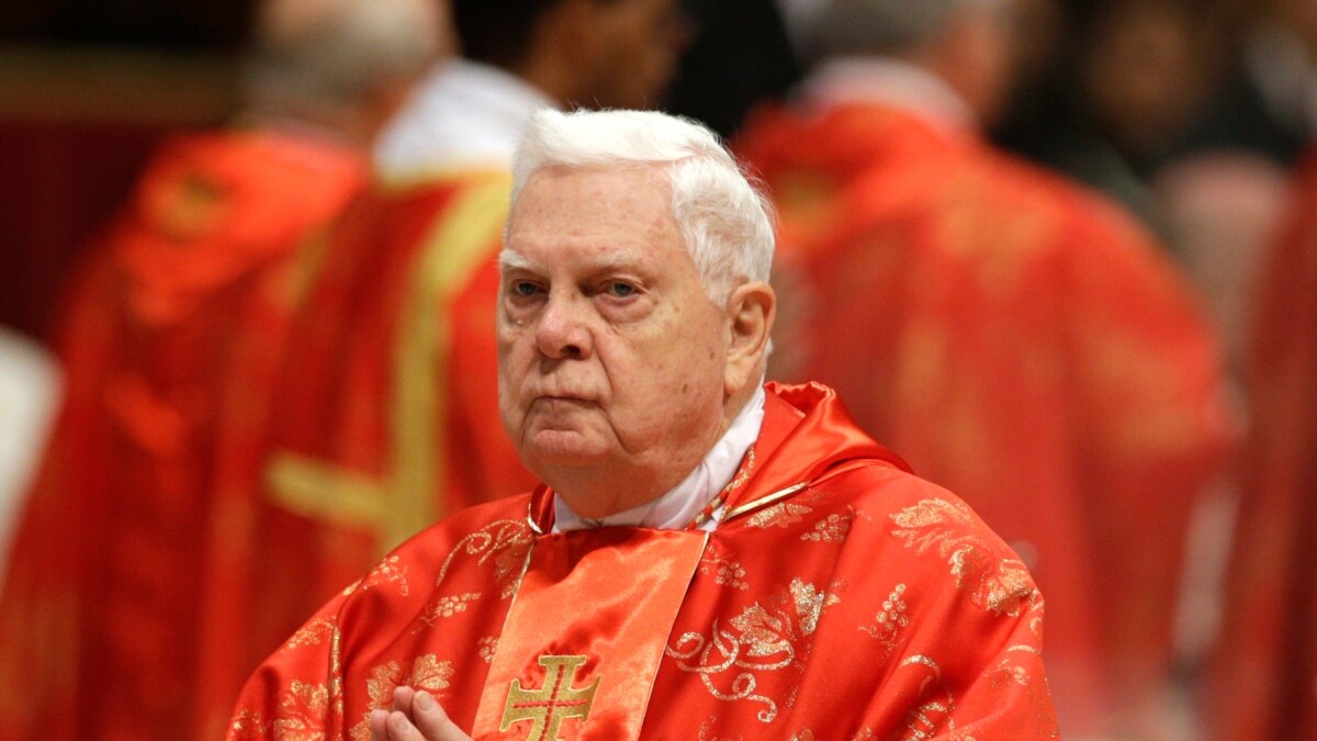 Morreu o Cardeal Bernard Law, símbolo da crise de abusos sexuais da ...