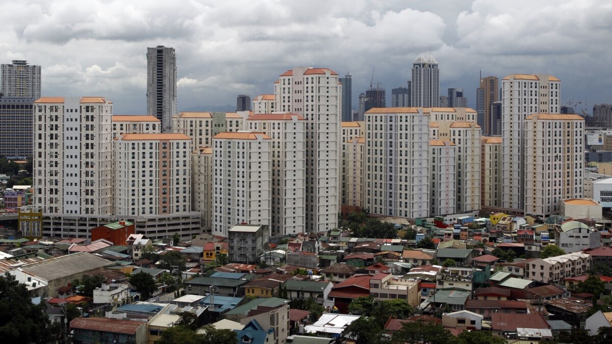 Philippines Economy Strong, But Foreign Investment Lags