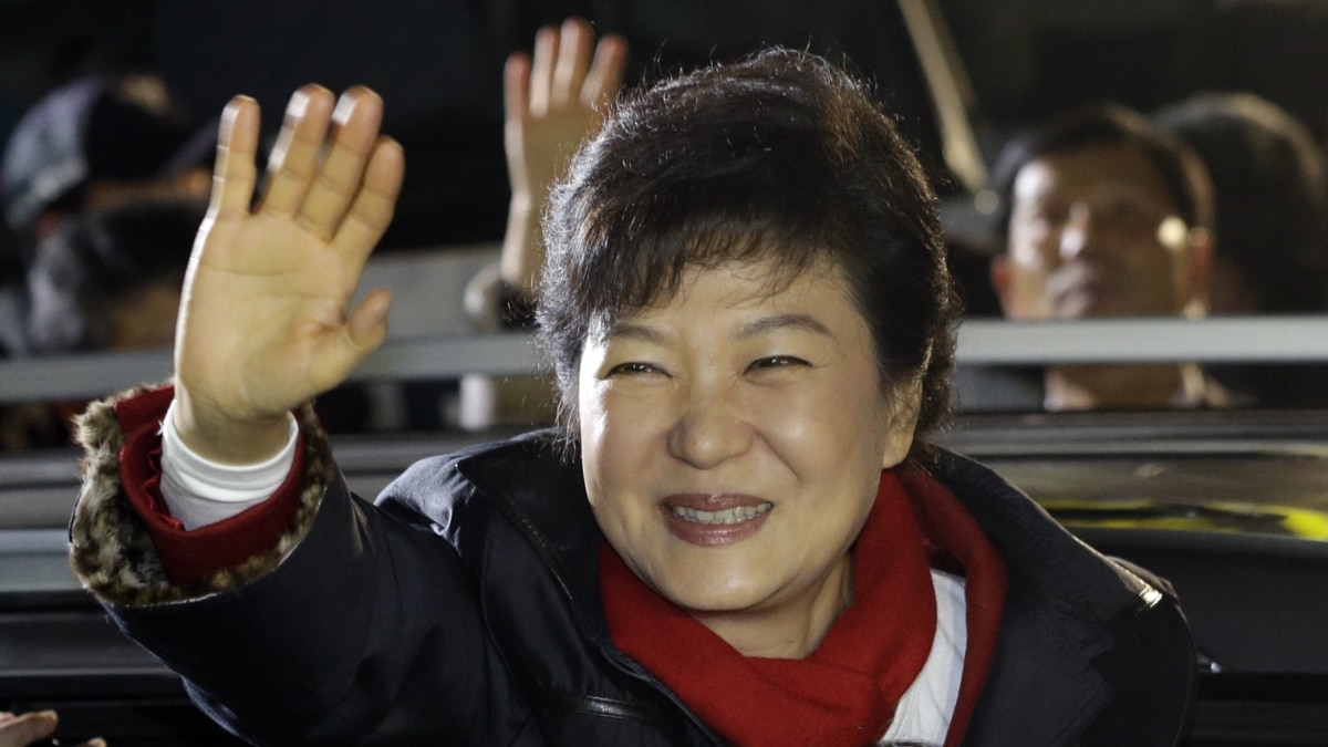 New South Korean President Holds Political Legacy