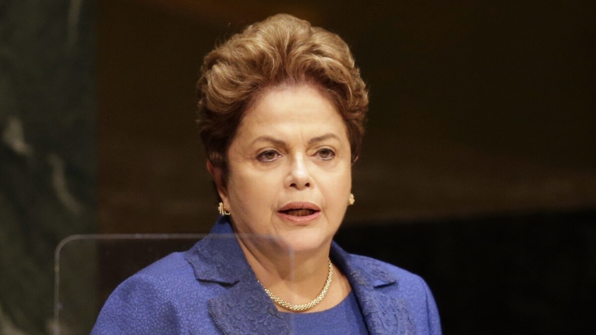 Dilma Roussef em "queda livre"