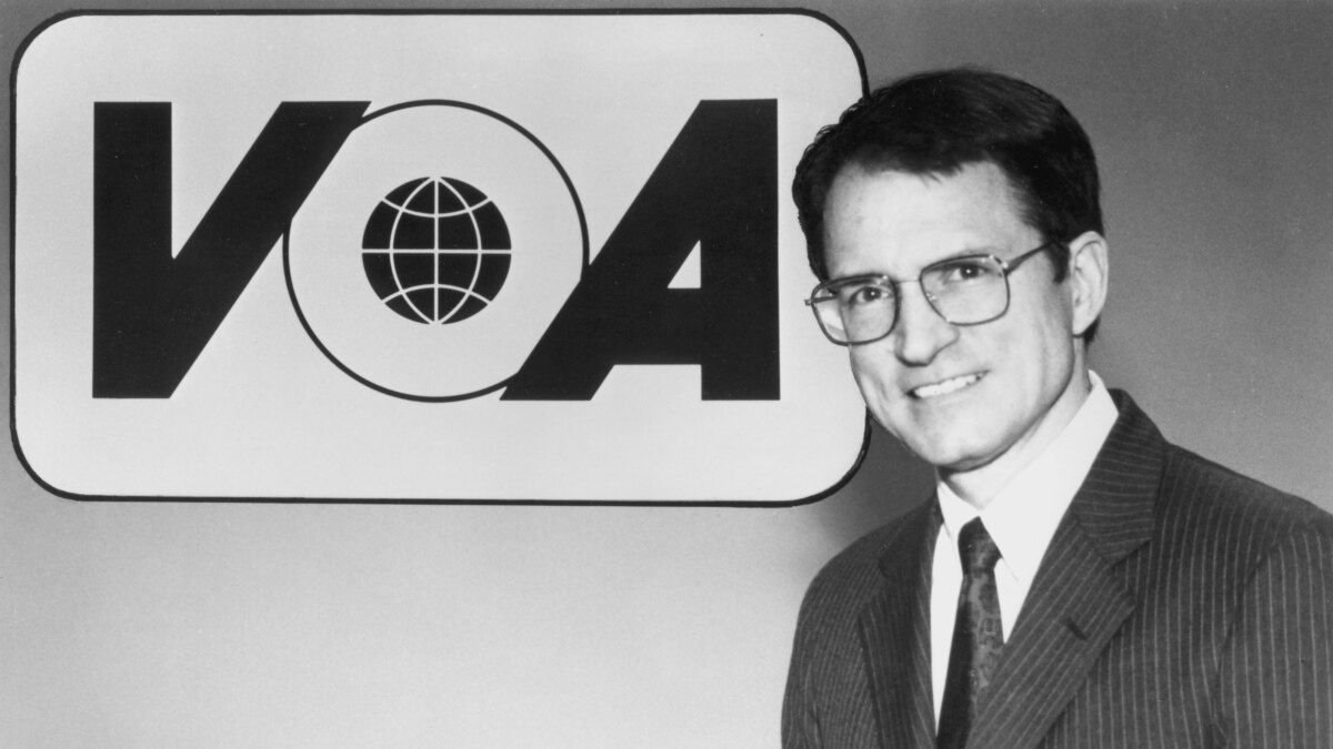 Charles “Chase” Untermeyer (1991-1993)