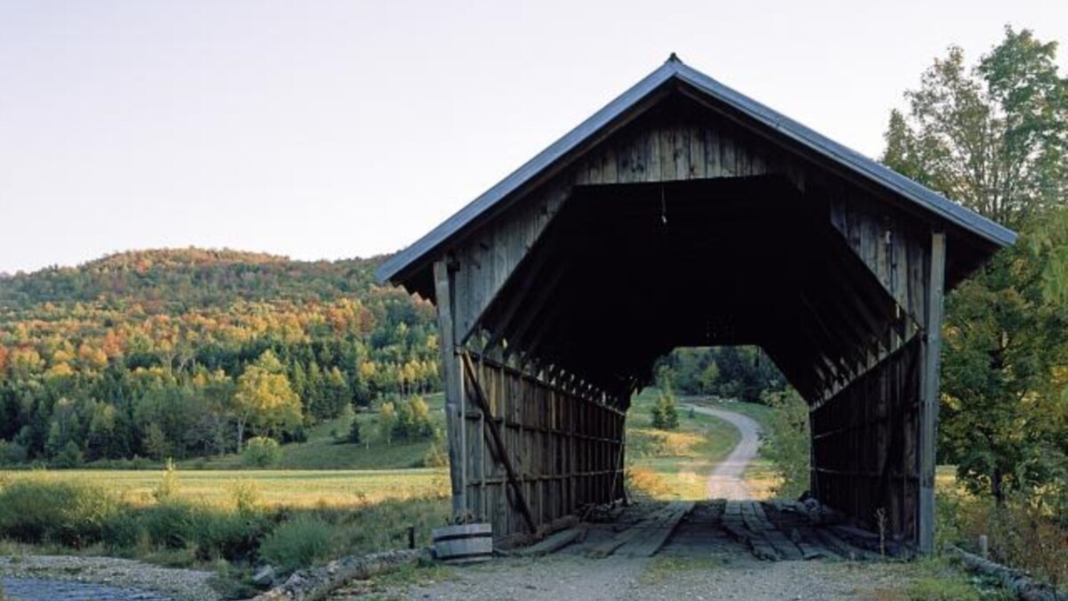 Covered Bridges Make River Crossings a Treat