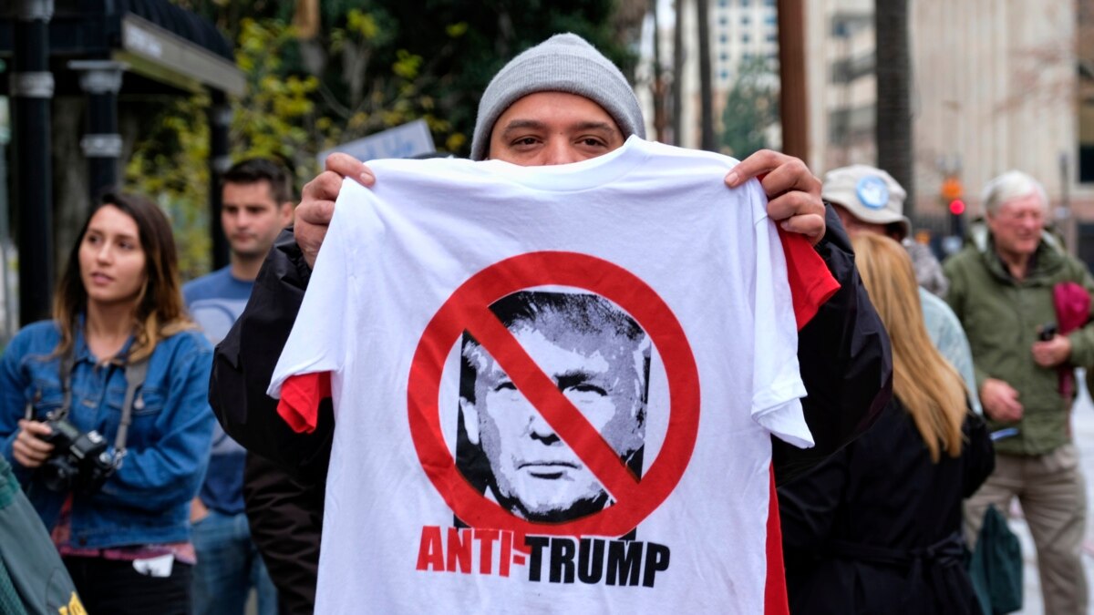 Democrats: Solid Opposition to Trump, But What Comes Next?