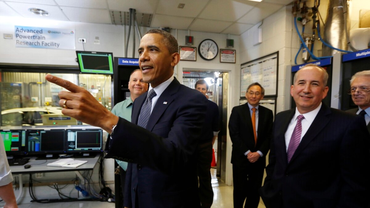 Obama Focuses on Energy Policy that Supports Research