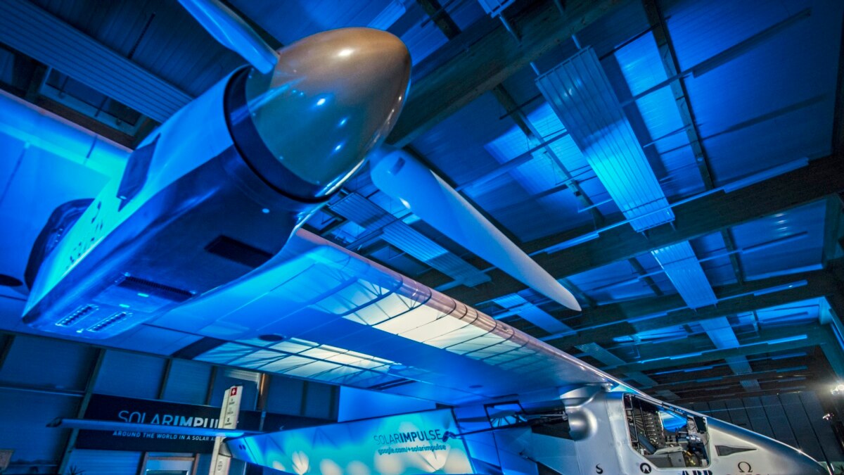 Solar Plane Set to Circumnavigate the World