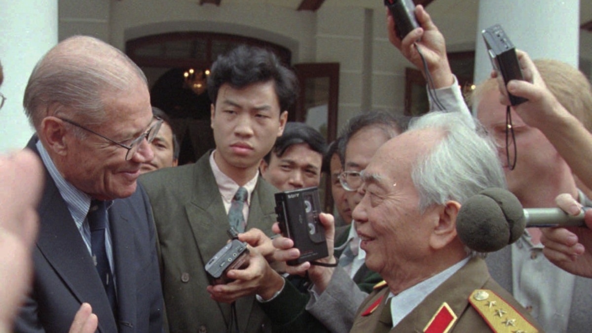 Legendary Vietnamese General Dead at 102