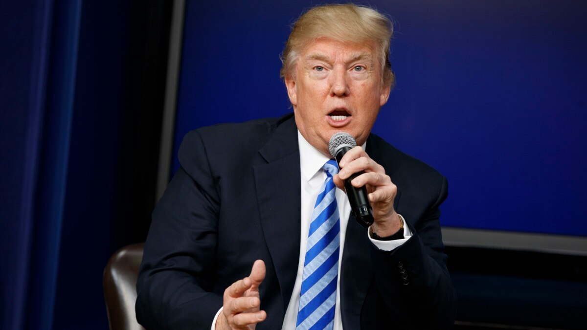 Trump Tells CEOs He'll Only Back Shovel-ready Infrastructure