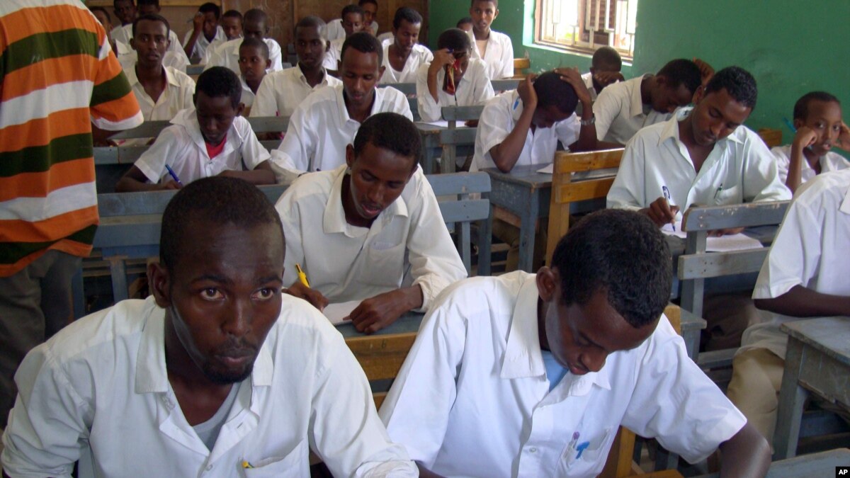 Somalia: Thousands of Students Sit for High School Exams Despite ...