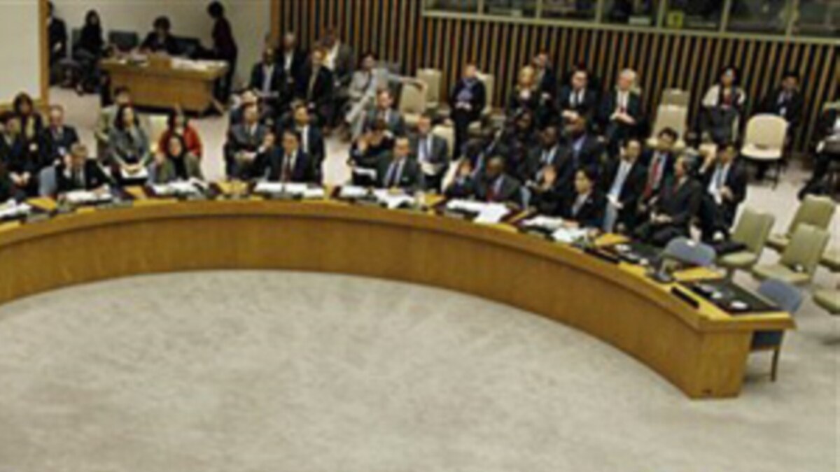 UN Security Council Lifts Some Restrictions On Iraq