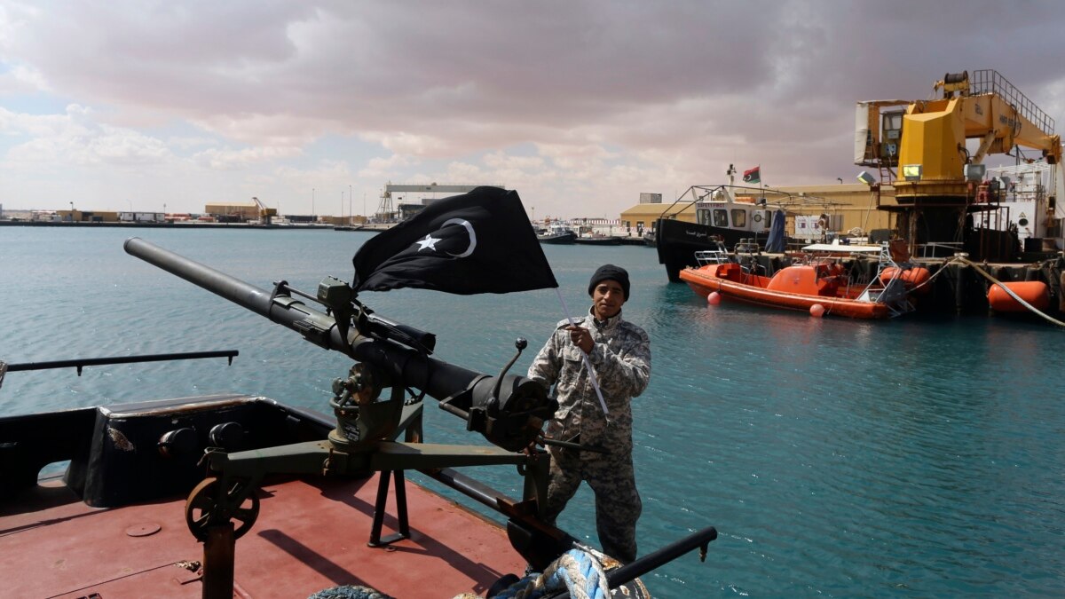 Rebel Oil Shipment Prompts Political Chaos in Libya