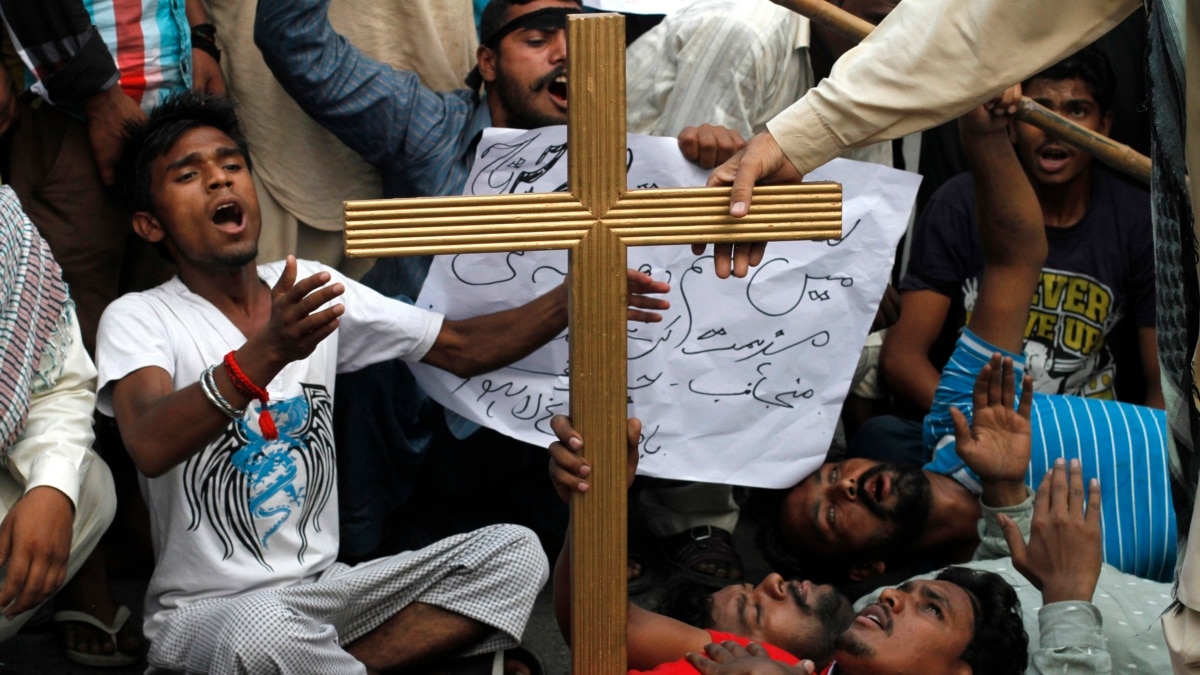 Death Toll in Pakistan Church Bombing Rises to 81