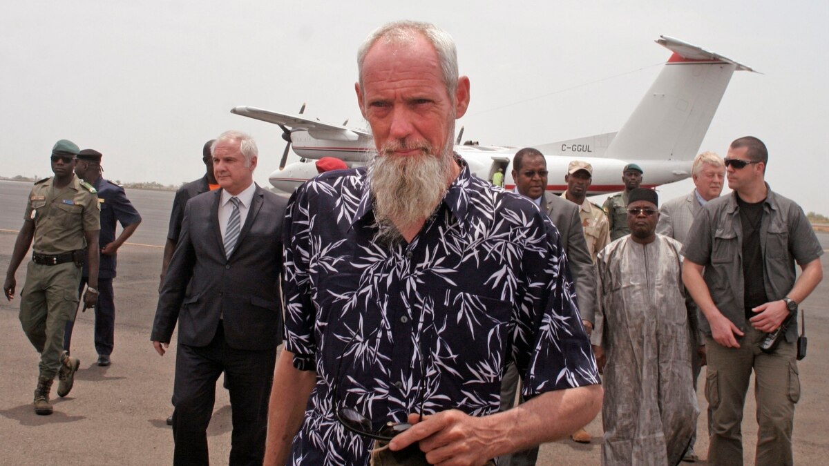 Dutch Hostage Arrives in Mali Capital, Reunited With Wife