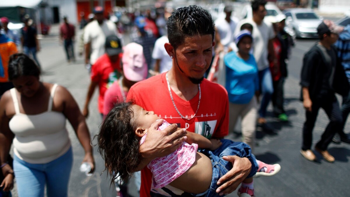 Central American Asylum-Seekers Reach US Border Central American Asylum-Seekers Reach US Border