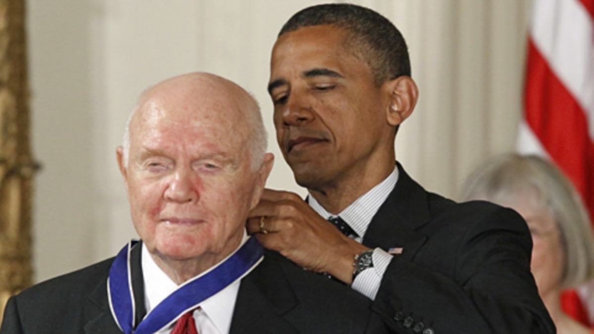 Obama Awards Presidential Medals of Freedom