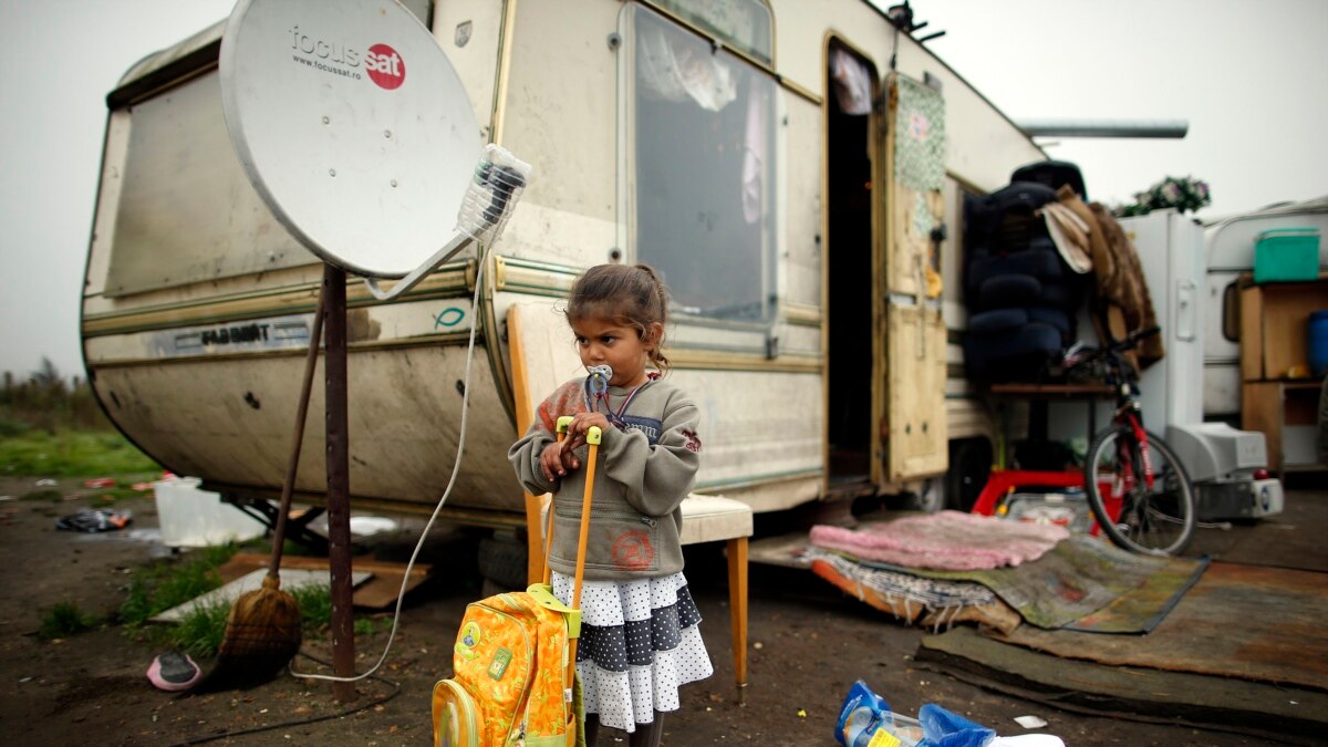 Amnesty International Accuses EU States of Discrimination Against Roma