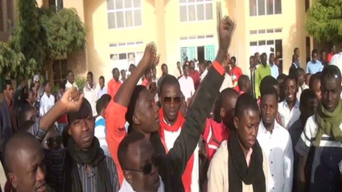 Hotunan Zanga Zangar Kungiyar Taliban Jami'ar Zinder