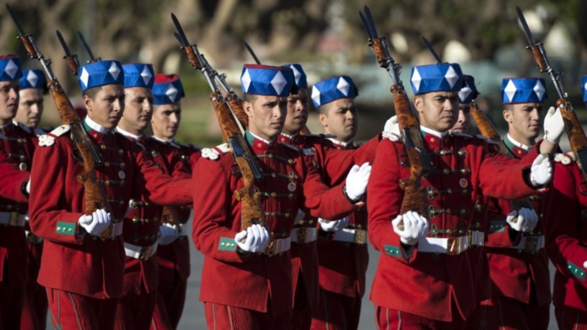 Au Maroc, le retour du service militaire obligatoire divise