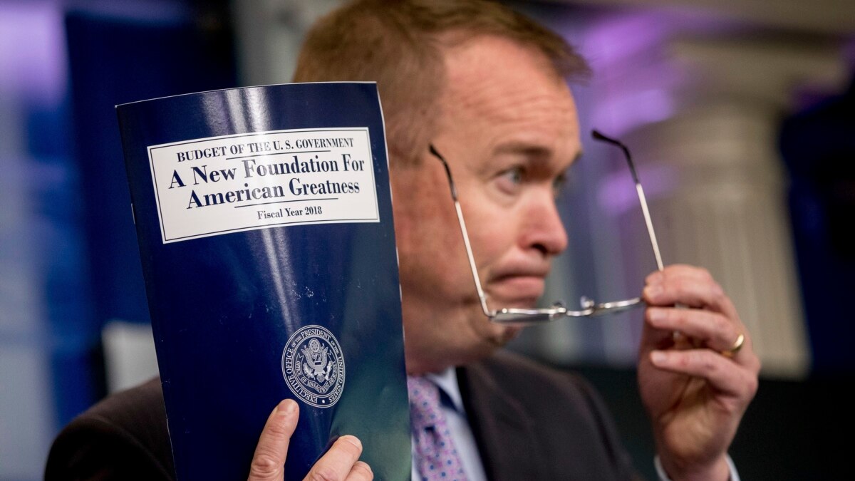 White House Begins Its Government Reorganization