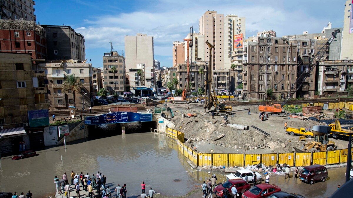 Au moins 12 morts dans des inondations en Egypte