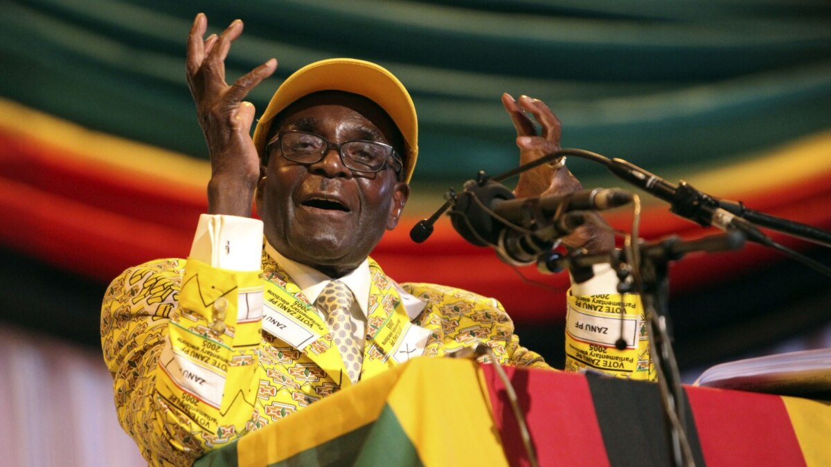 Mugabe Calls For Peace as Zimbabwe Marks Independence Day