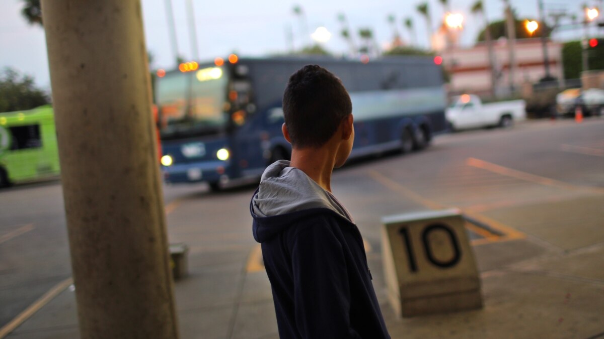 Despite Vow To End Catch And Release Trump Still Freeing Thousands Of Migrants