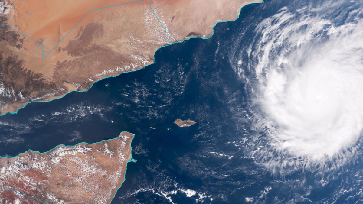 Yemen Cyclone Leaves Devastation