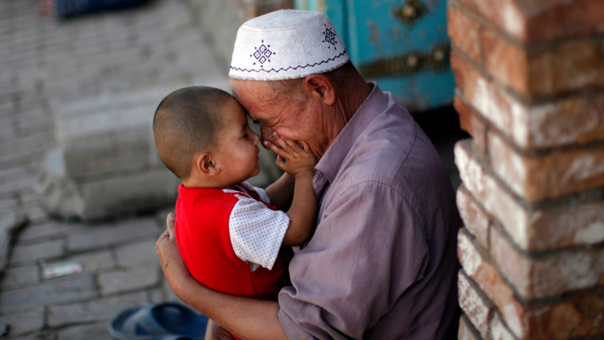 Pekindagi portlashda uyg'urlar ayblanmoqda