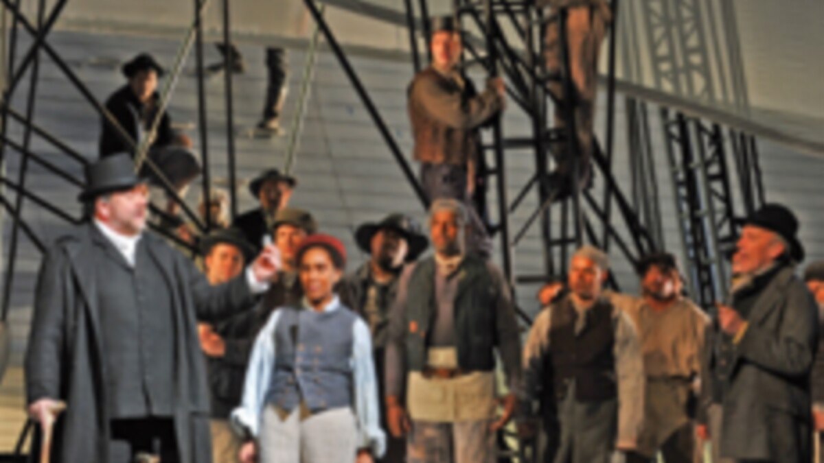 The Story of 'Moby Dick' Moves from the Page to the Stage