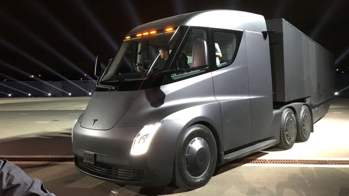 Tesla Adds Big Trucks to Its Electrifying Ambitions