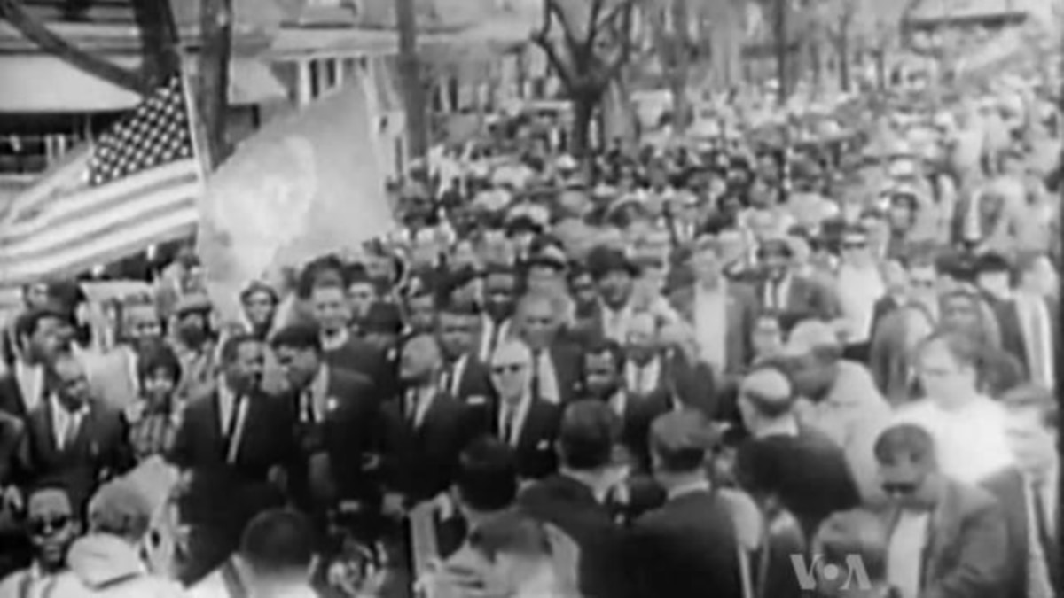 US Civil Rights Movement Benefits From Non-Violent Strategy