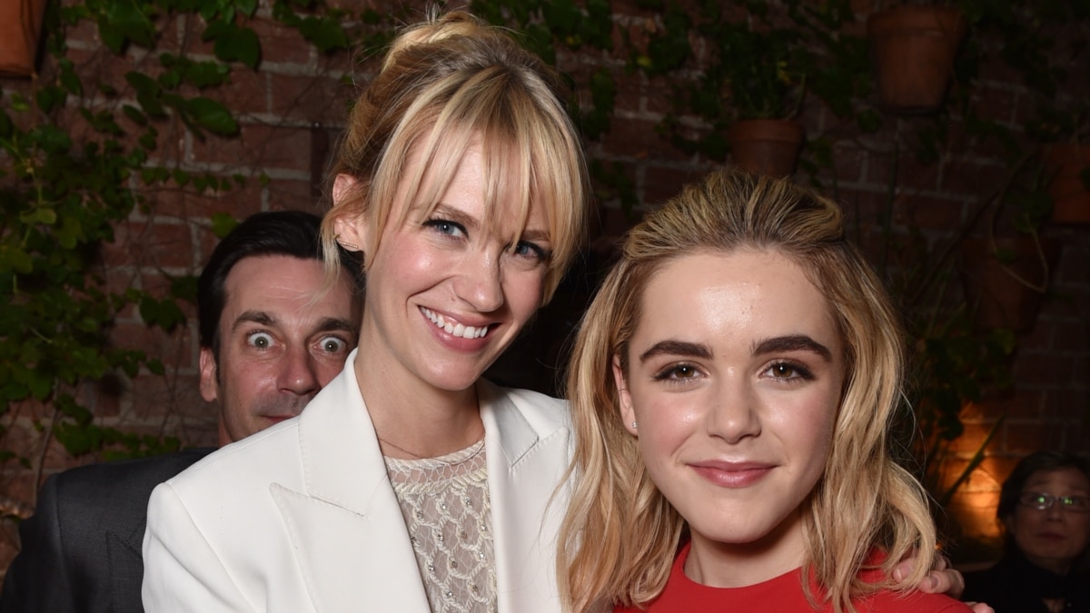 Meme, Photobomb, Clickbait Among New Merriam-Webster Words