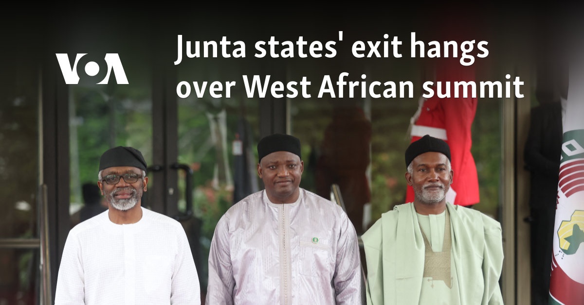 Junta states' exit hangs over West African summit