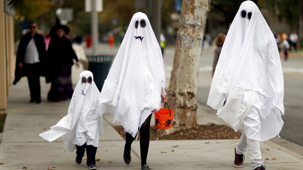 Eek! Ghosts in our Expressions