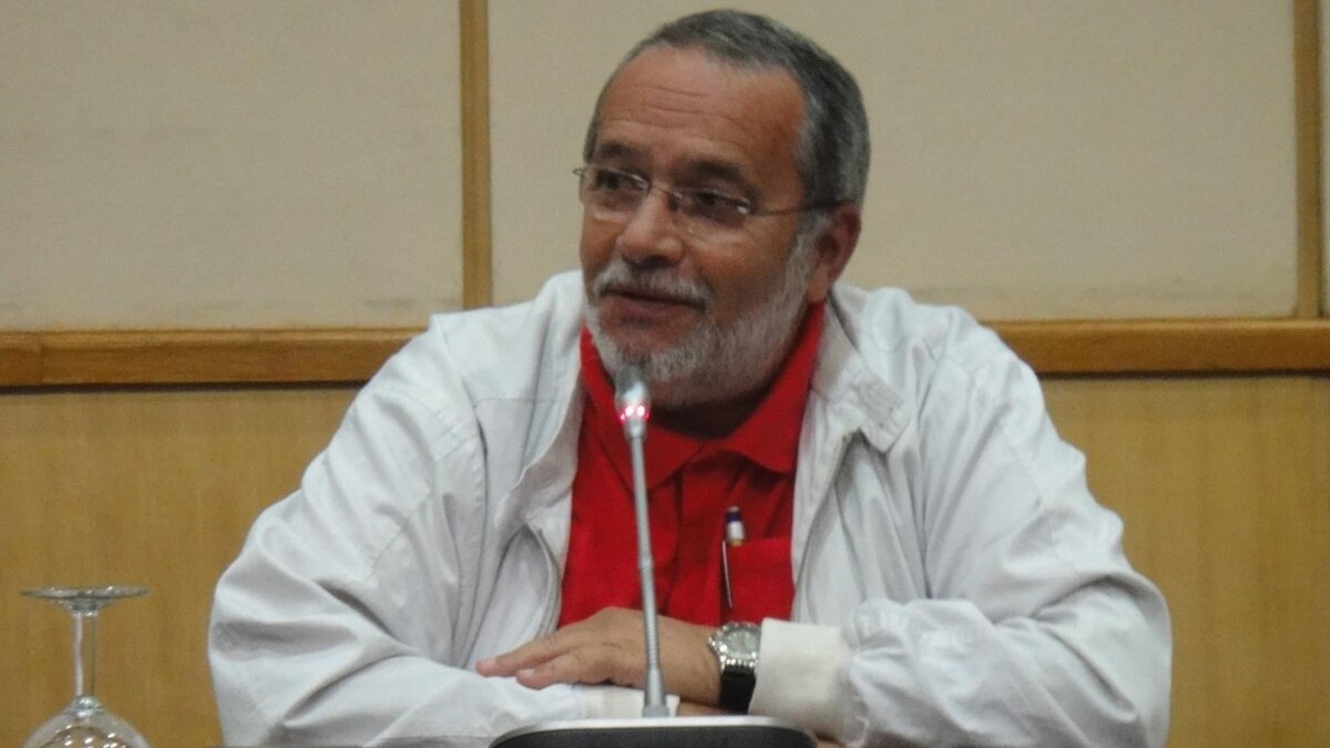 Morreu Mário Ferro, comunicador moçambicano