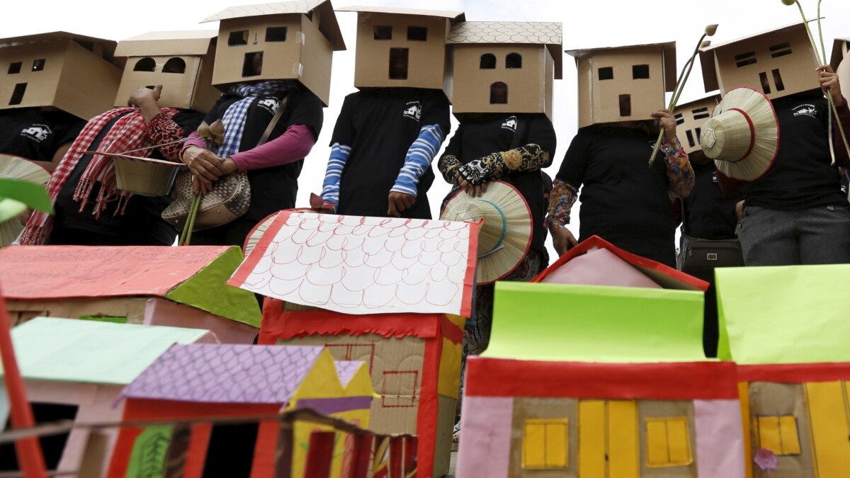 Women on the Frontlines of Cambodia Land Fight