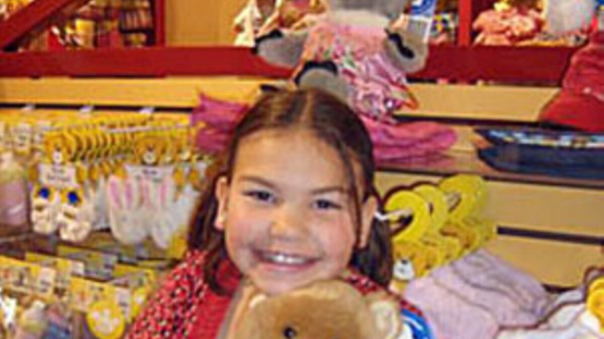 US Girl Helps Other Children in Need