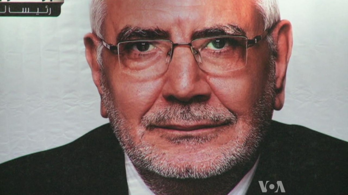 Aboul Fotouh Courts Egypt's Broad Political Base