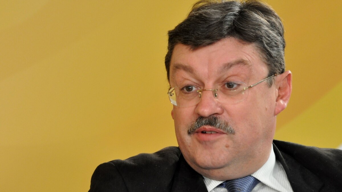 Preminuo profesor Predrag Simić