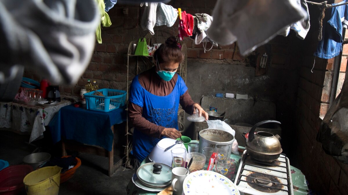 Report: Extreme Poverty Declining Worldwide