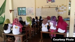 Cambodia’s Cham Muslims Fear Loss of Ancient Script and Language