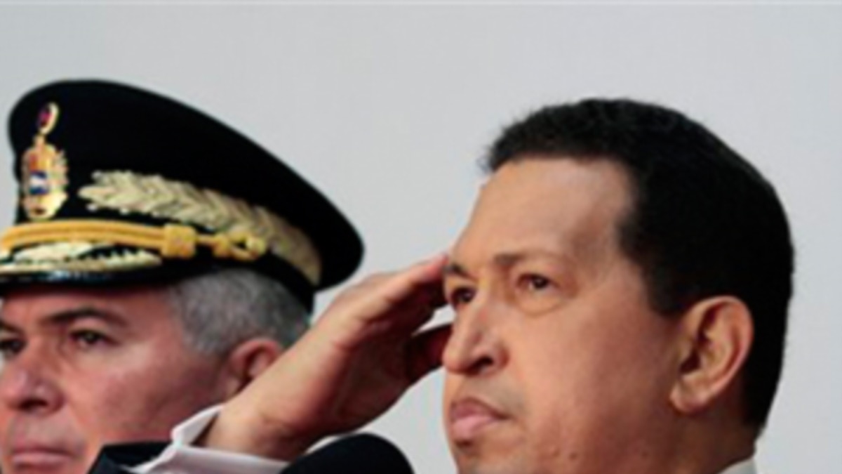 Chávez enfermo pero no grave