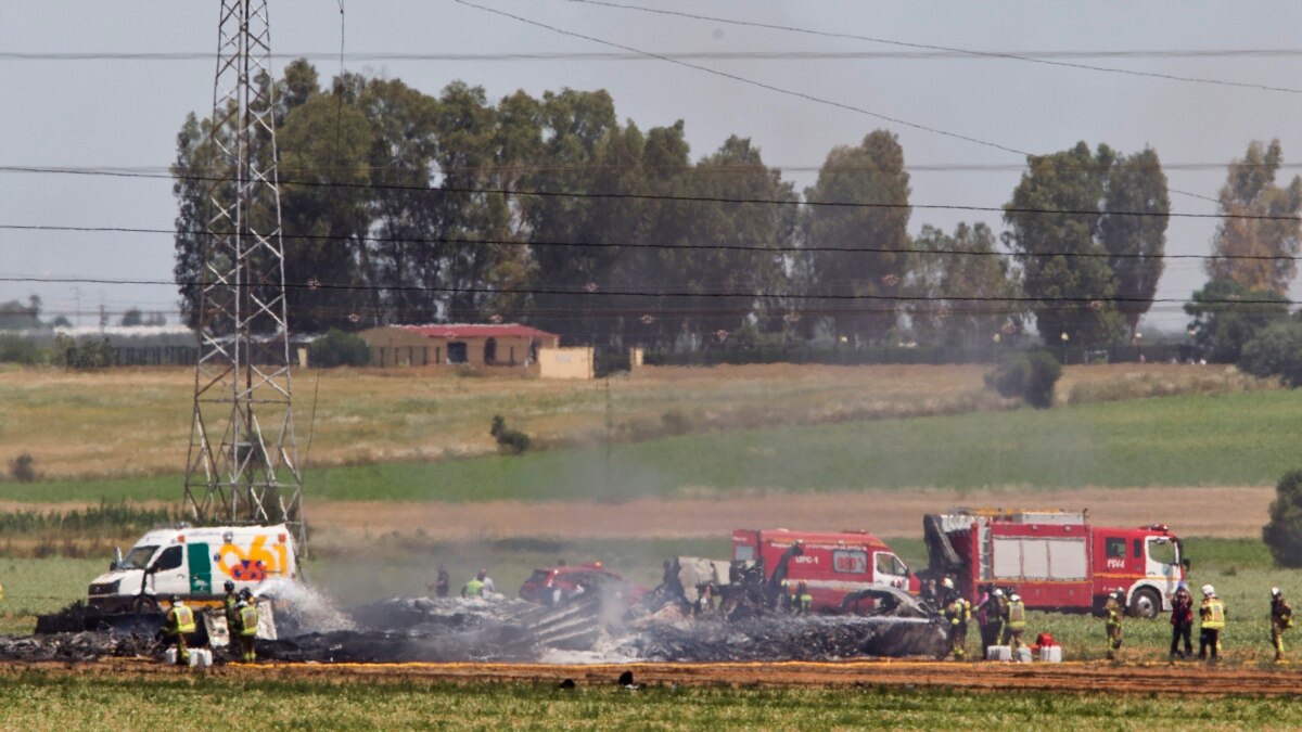 At Least 3 Dead in Plane Crash in Spain