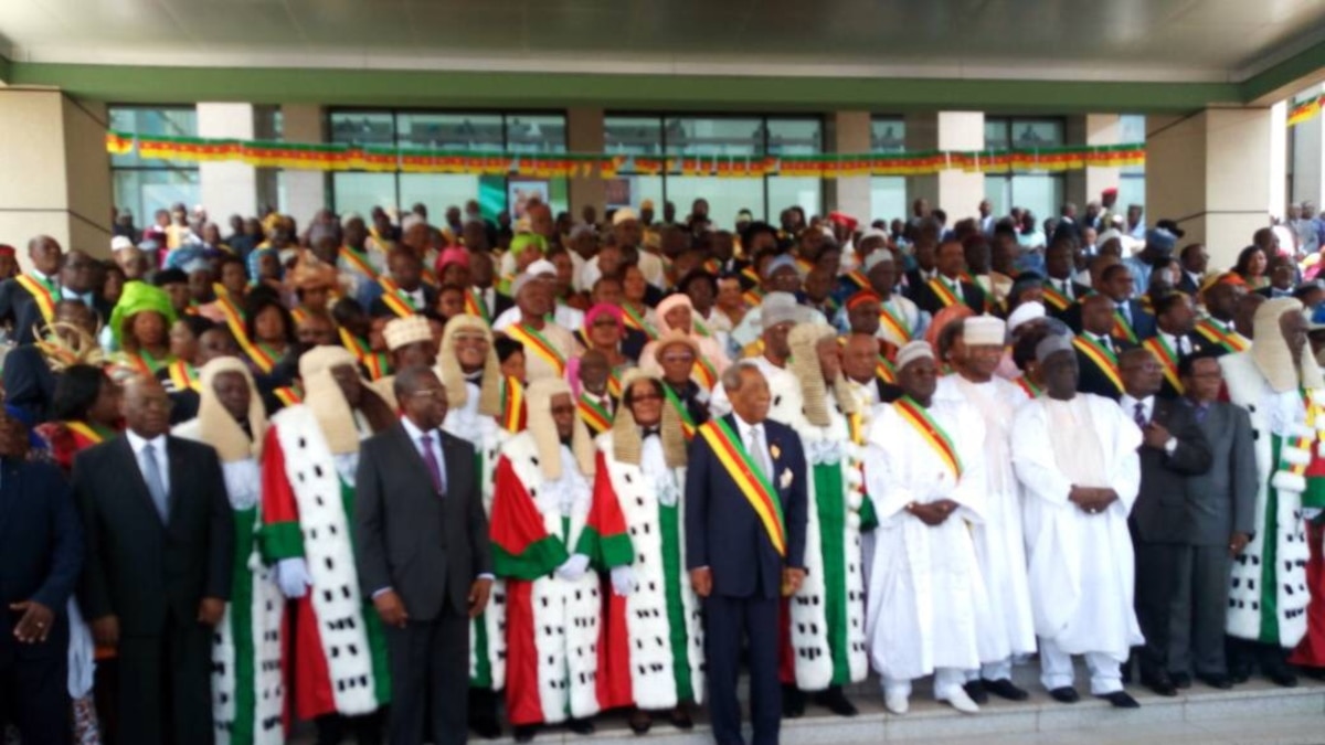 Le premier Conseil constitutionnel du Cameroun entre en fonction