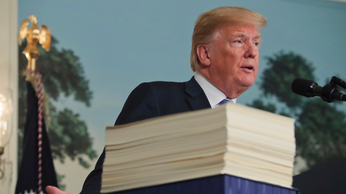 Trump Signs 1 3 Trillion Spending Bill Despite Veto Threat