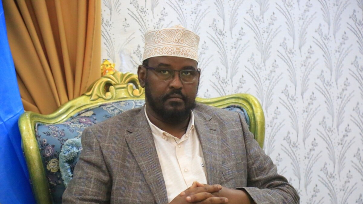 Axmed Madoobe ma Booqanayaa Gedo?