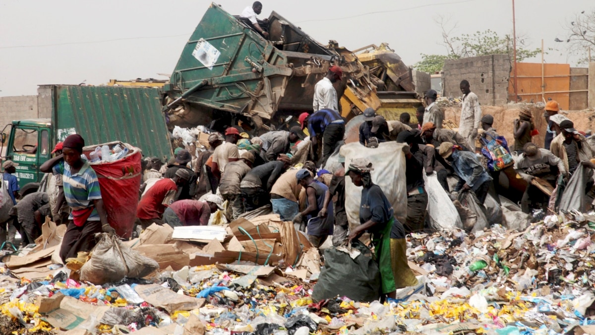 Nigeria's Lagos Set to Turn Vast Trash into Scarce Power