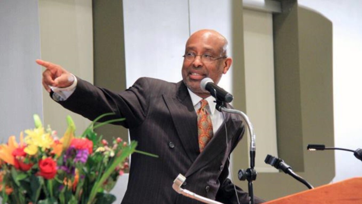 Prof. Axmed Ismaaciil Samatar oo ku Biiray Xisbiga Kulmiye