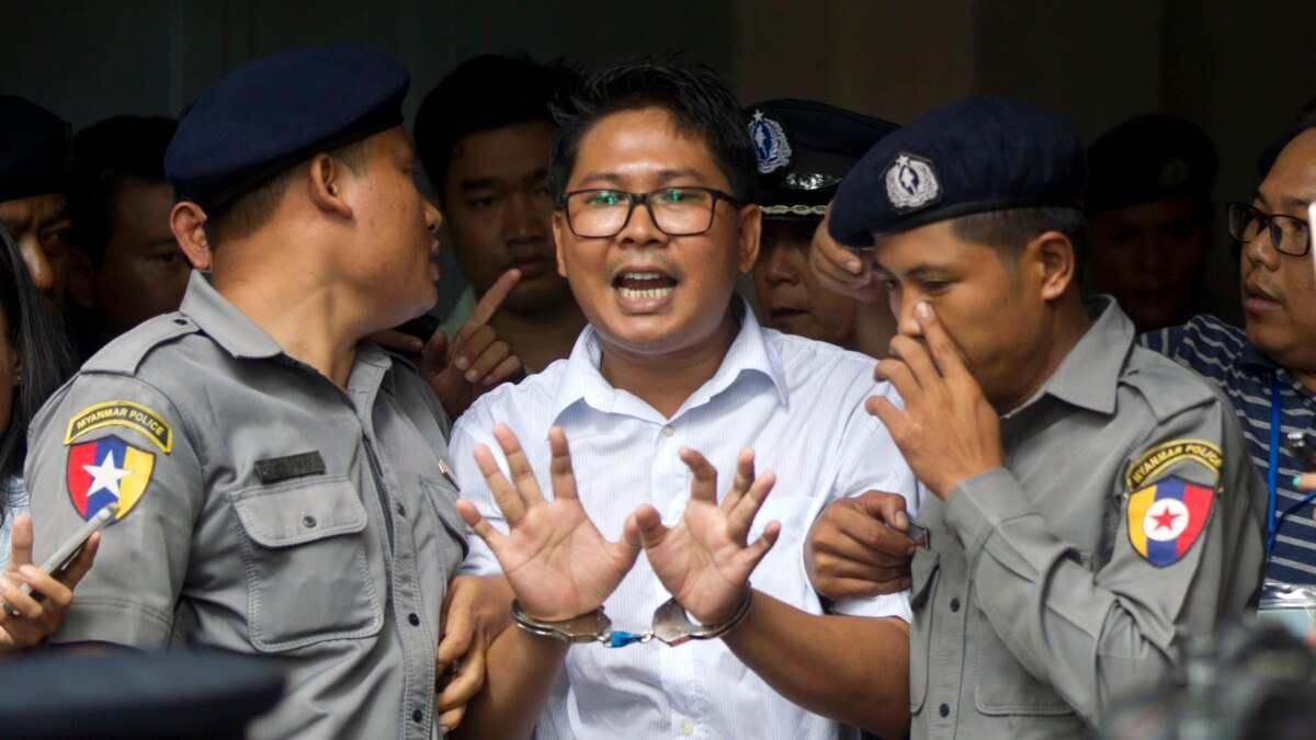 VOA Asia - Myanmar convicts Reuters journalists