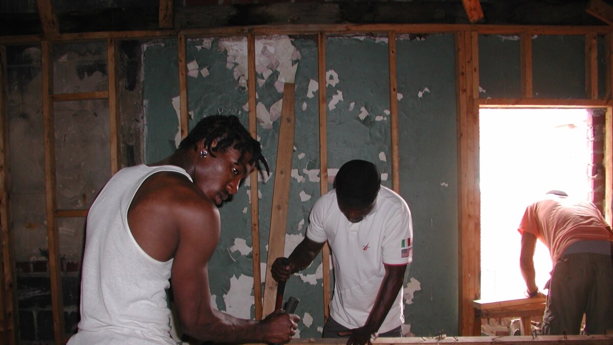 Abandoned House Transformed into Haven for Homeless Teens