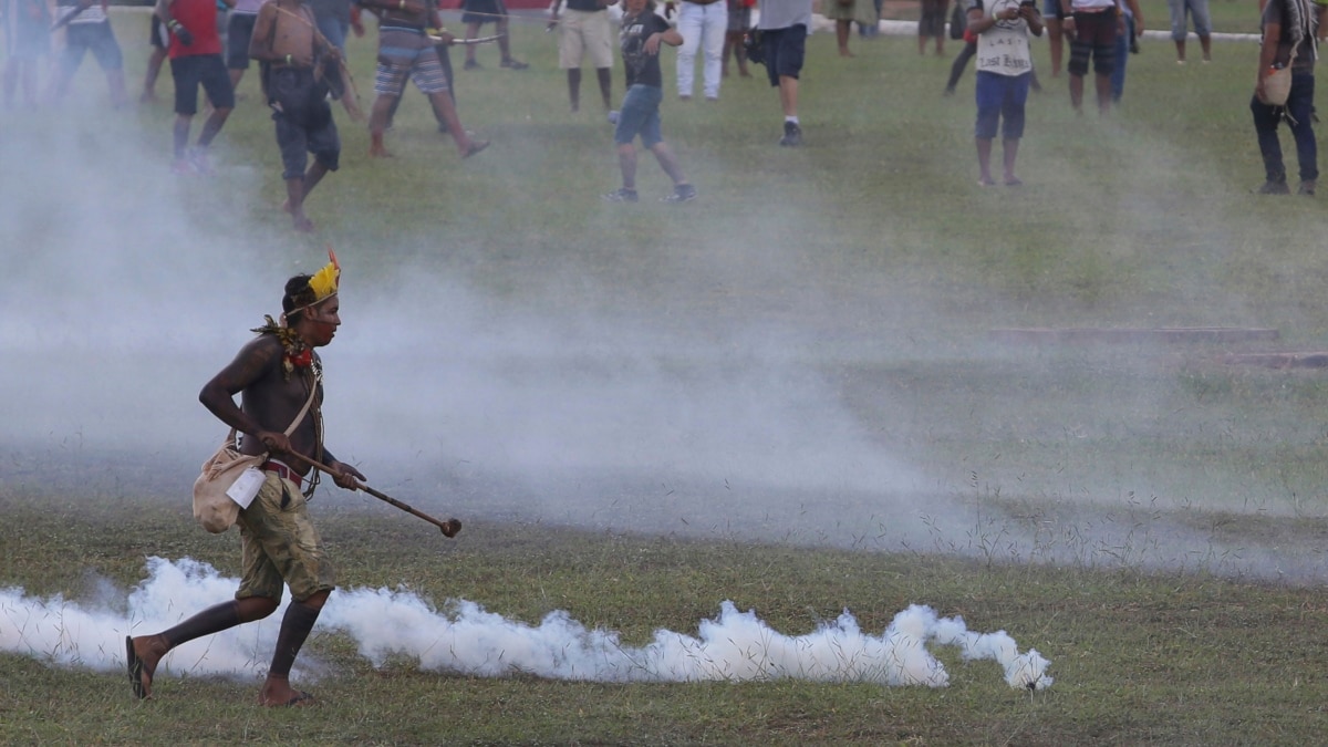 Police, Indigenous Protesters Clash in Brasilia